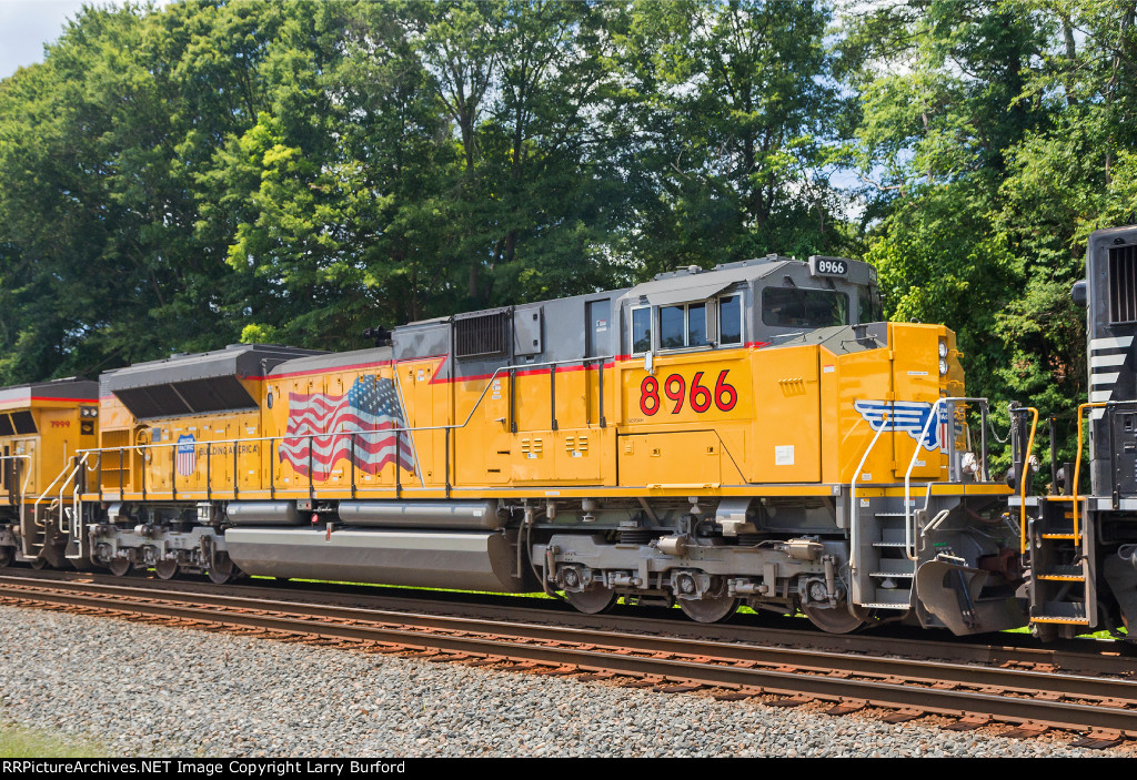 Union Pacific 8966